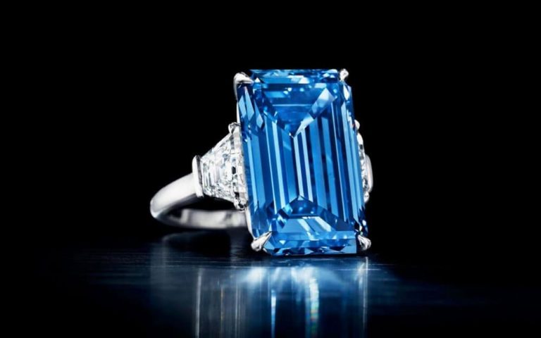 10 самых дорогих драгоценных камней мира и их истории в 2024 году